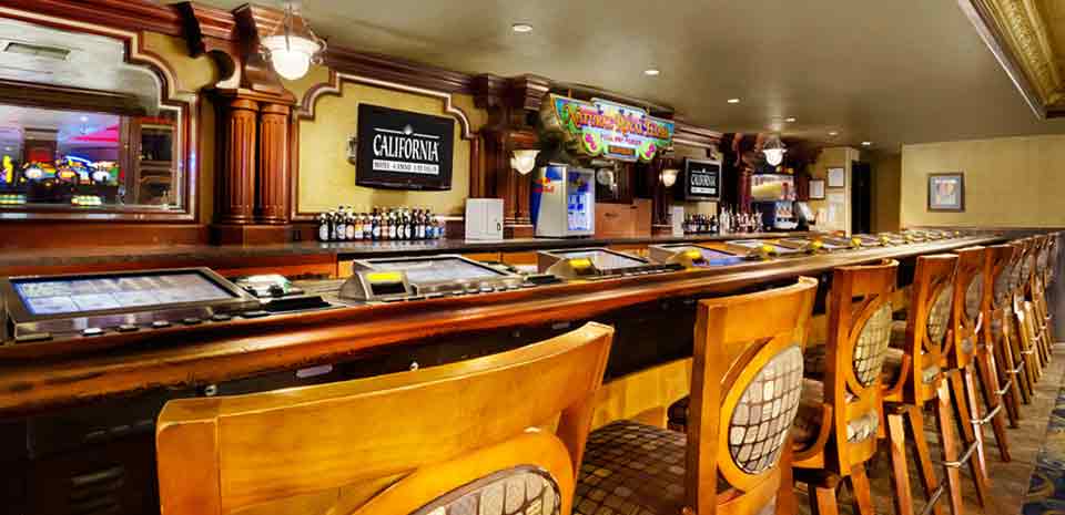 Main Street Bar | Vegas Day And Night