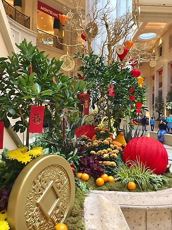 Palazzo Waterfall Atrium | Vegas Day And Night